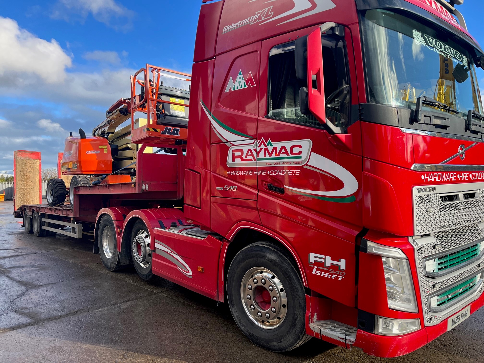 Raymac Hardware & Hire Receives New JLG 450AJ - WAC McCandless